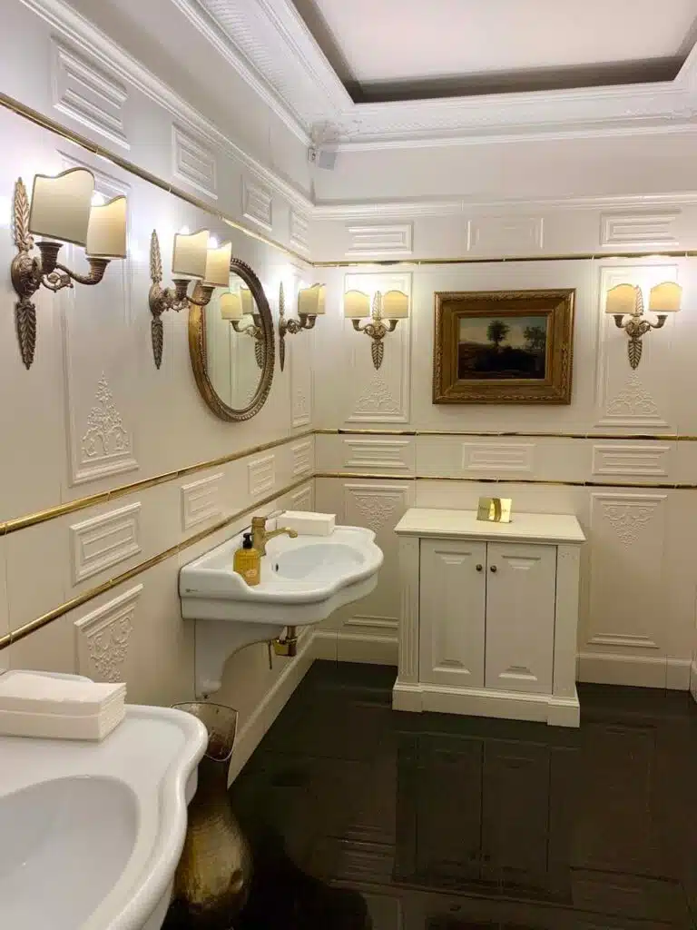 Visiting the Antico Caffè Greco Rome, the oldest bar in Rome