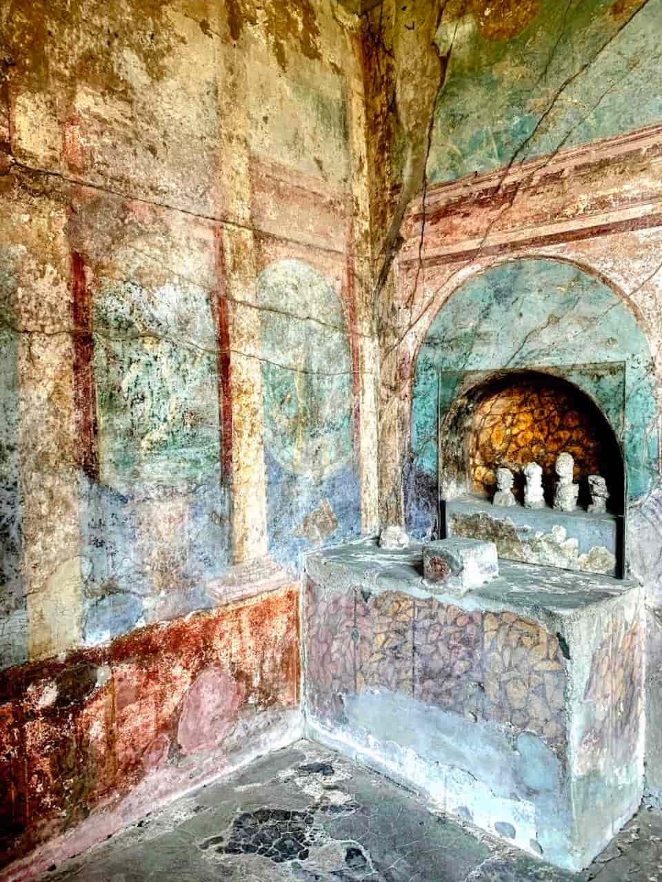 Visiting Pompeii: Best Things Do In Pompeii, Map & Tips 2025